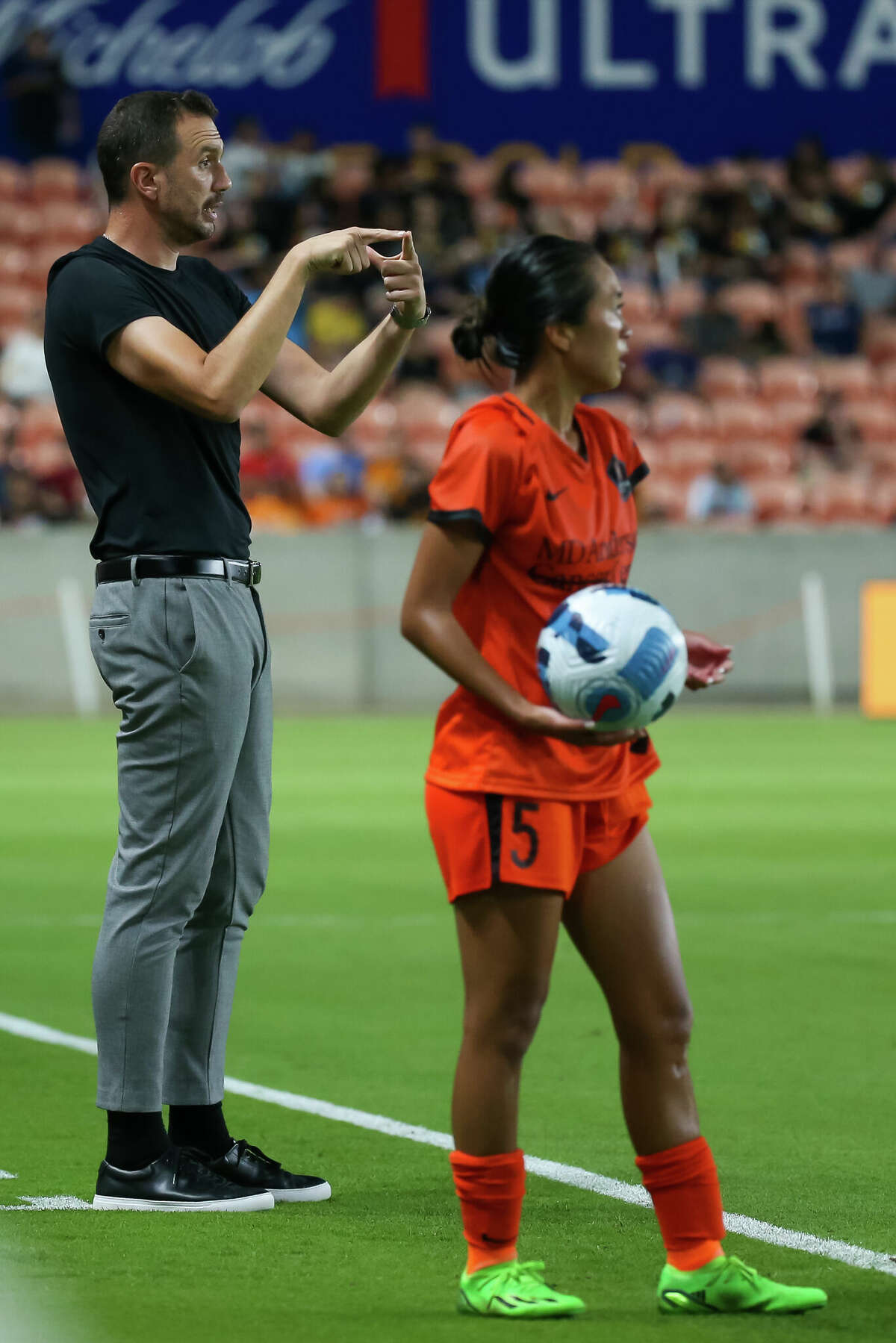 Michelle Alozie, Houston Dash draw with Washington Spirit