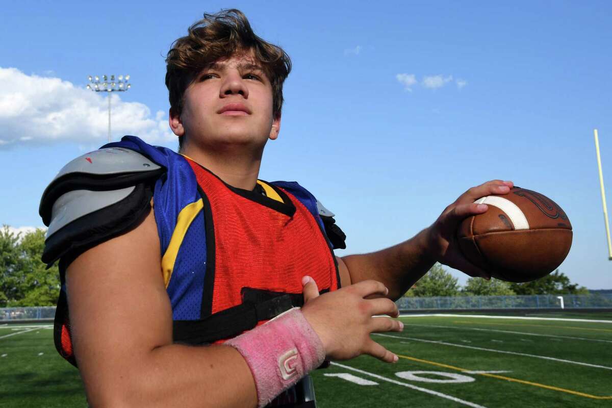 Seymour QB Caden Drezek seeking return to playoffs with eye on D-I ...