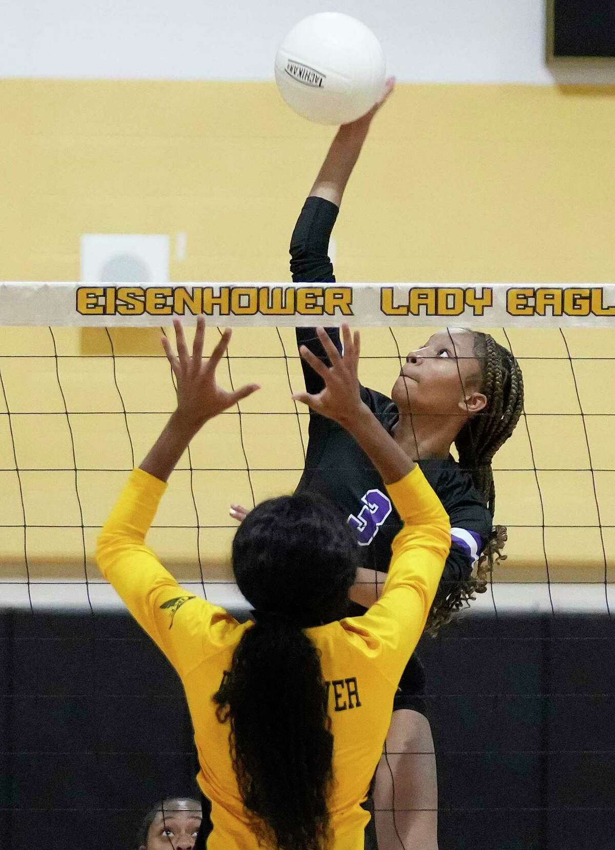 With new home gym, Humble aiming to break through to playoffs