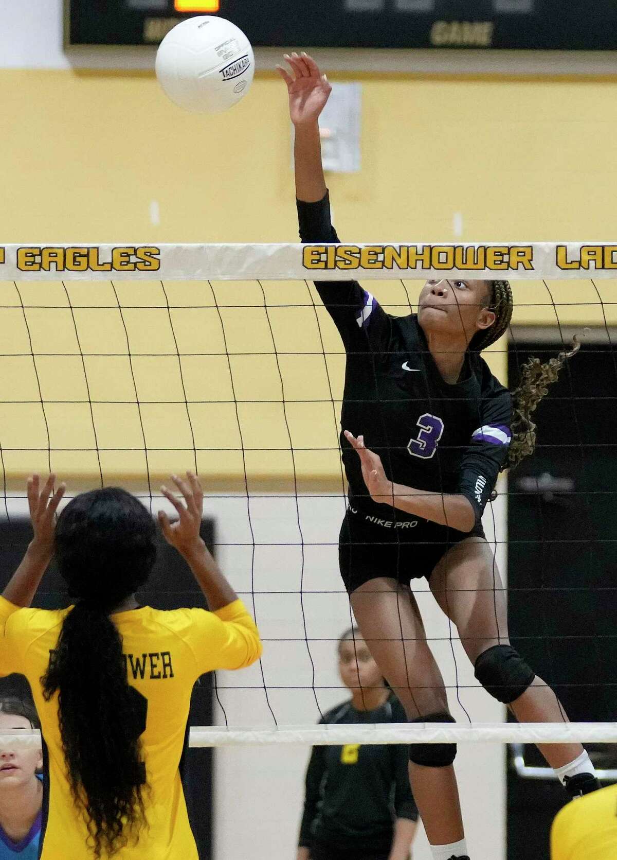 With new home gym, Humble aiming to break through to playoffs