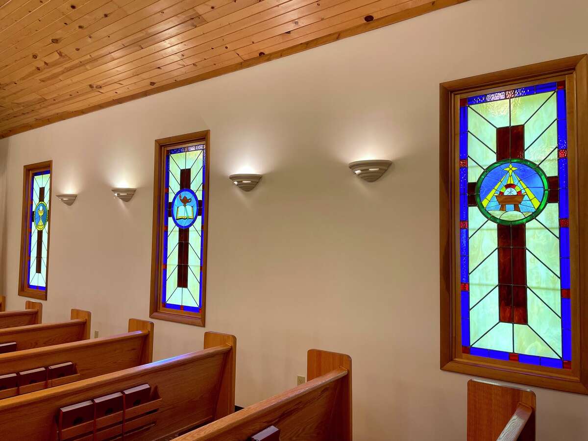 Redeemer Lutheran Church members hand-make stained glass windows