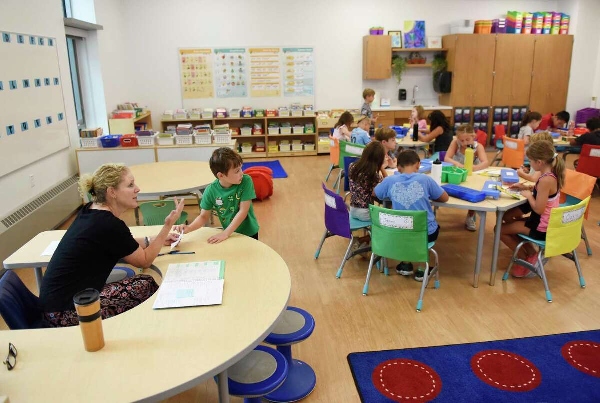 Darien students start new school year at newly built Ox Ridge ...