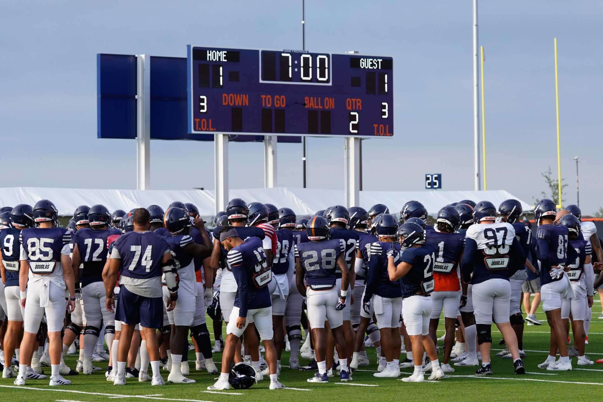 UTSA has teamed up with Bud Light, and more food news