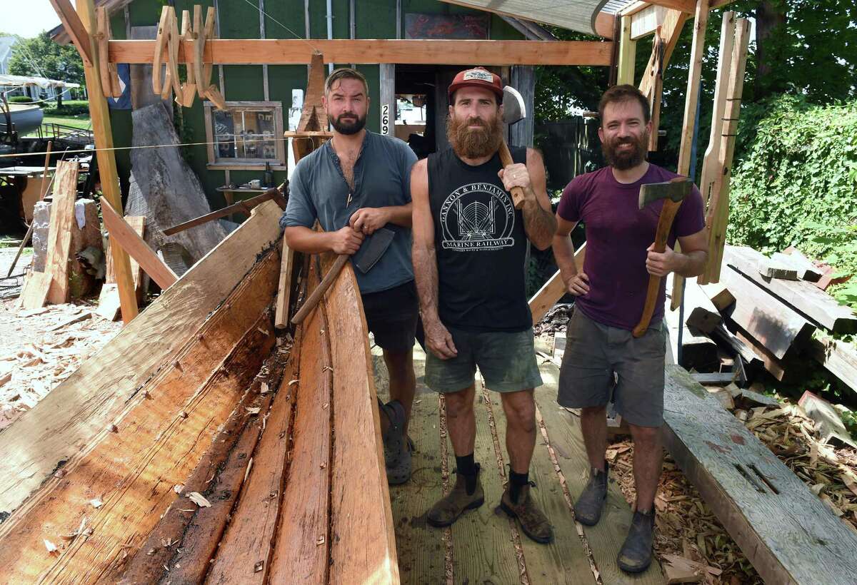 Shipwrights build Viking ship in Stony Creek boatyard