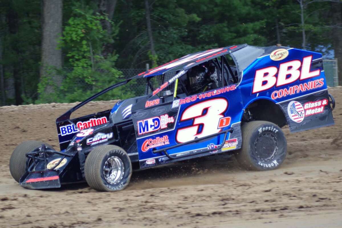 DeLorenzo having strong season as part-time competitor