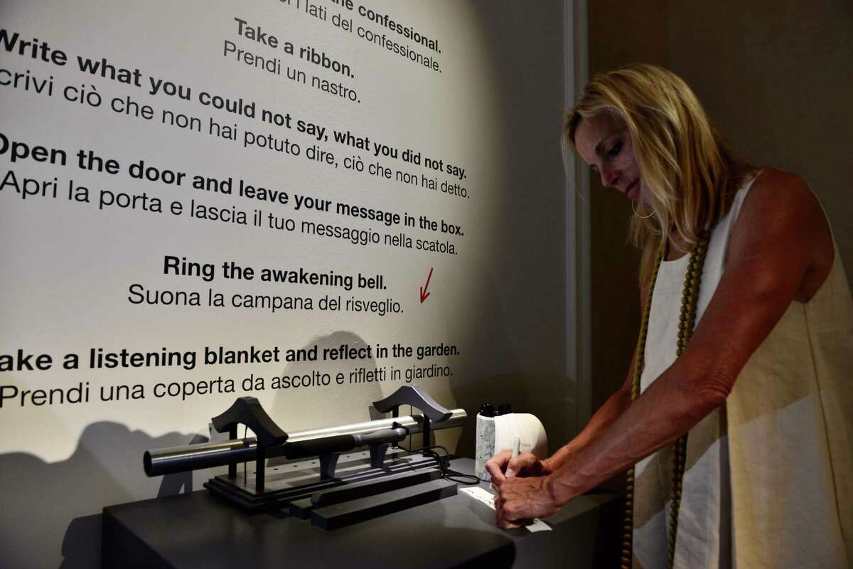 Houston artist Rachel Lee Hovnanian creates waves at Venice Biennale 2022