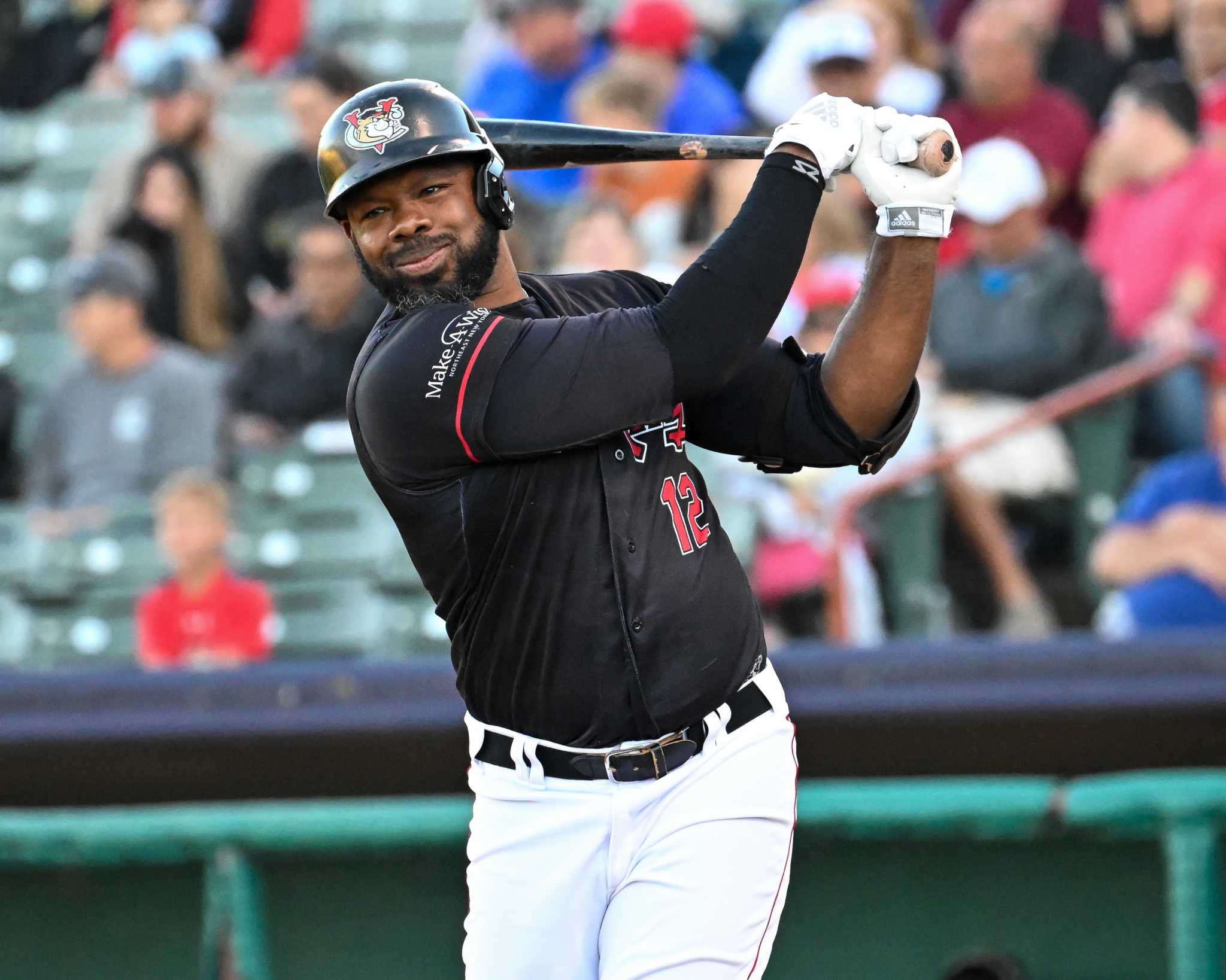 Home run champ Denis Phipps returning to ValleyCats