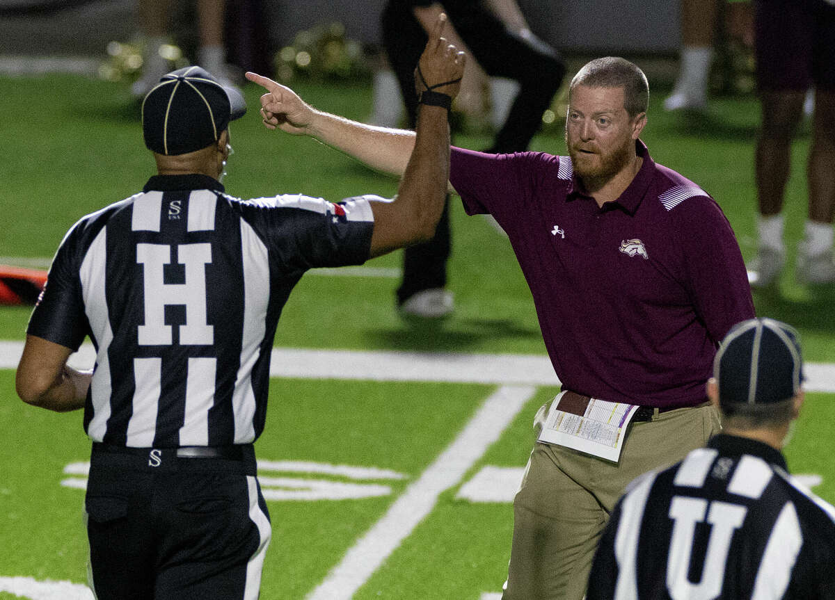 Magnolia West Mustangs shut out Fort Bend Bush Broncos