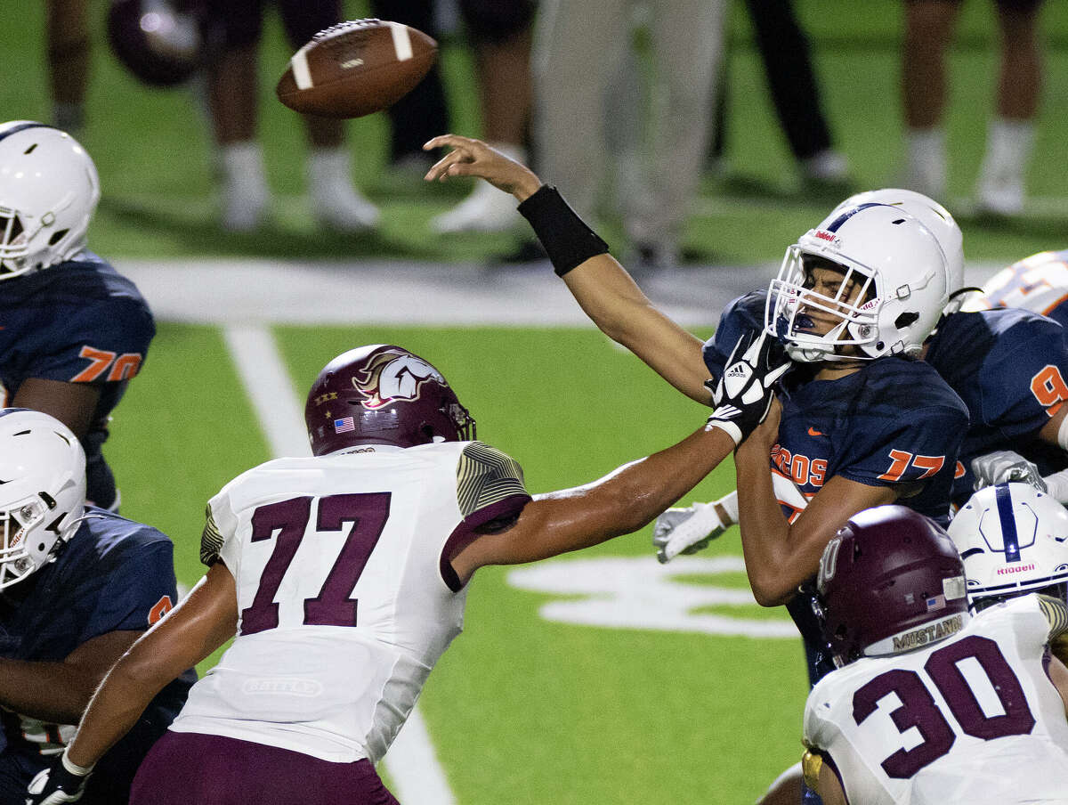 Magnolia West Mustangs shut out Fort Bend Bush Broncos