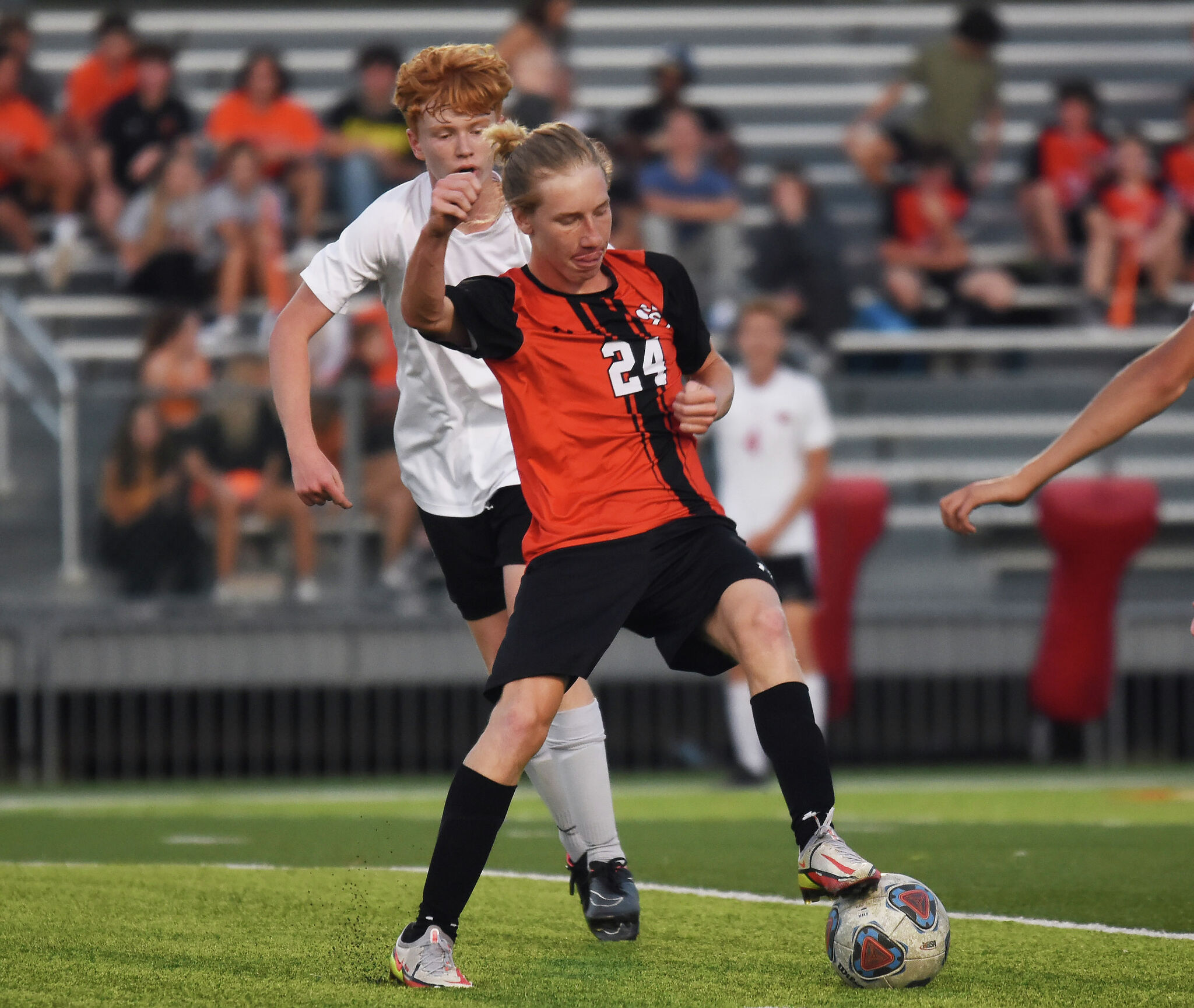 Nathan Loftus pulling double duty for EHS football, soccer