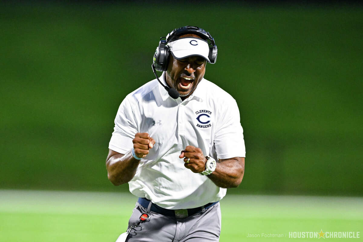 Fulshear sets school scoring record for second straight week