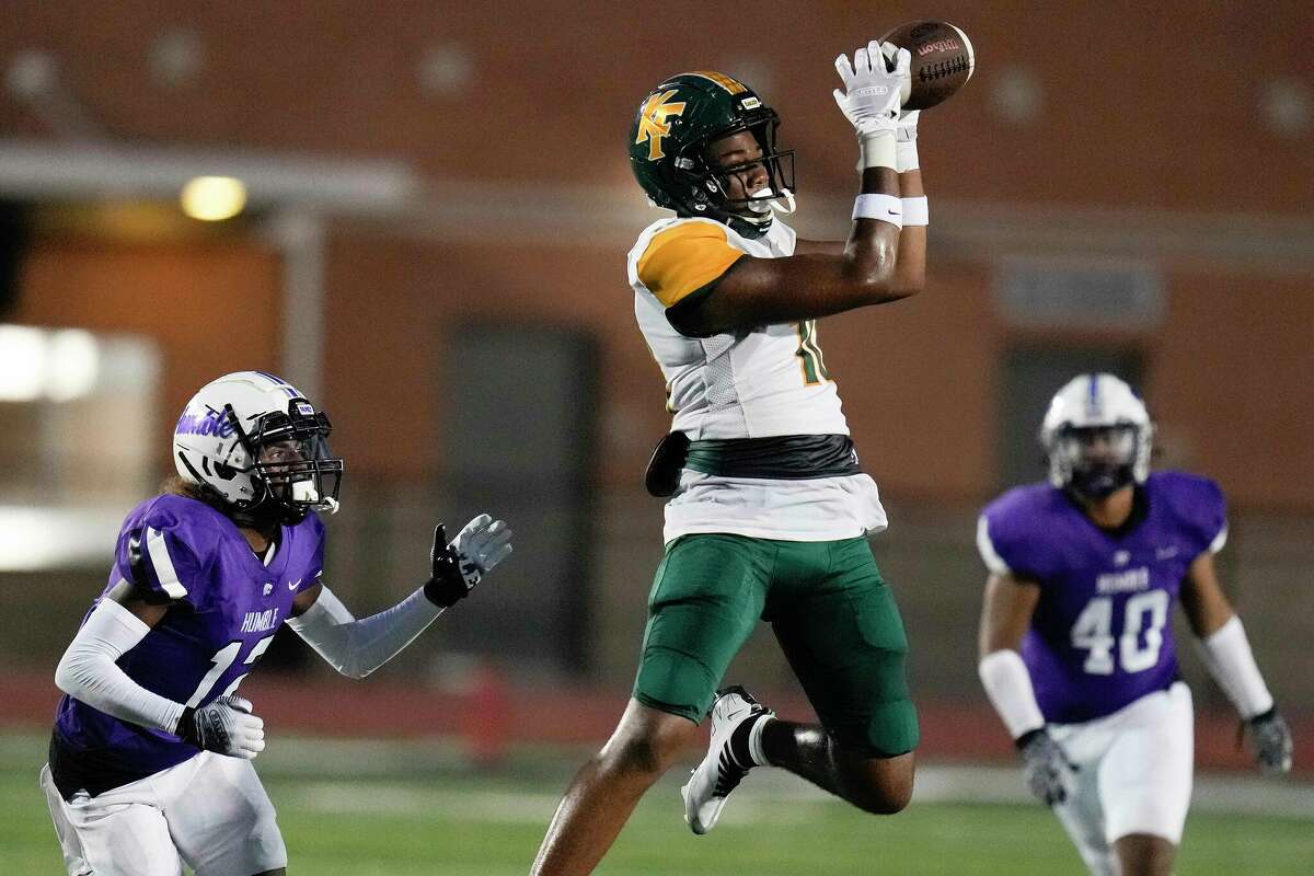 Klein Forest Eagles hold off Humble Wildcats for win