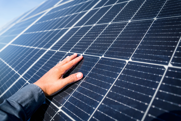 Commentary: Llewellyn King — Your roof may get Uberized next | Journal ...