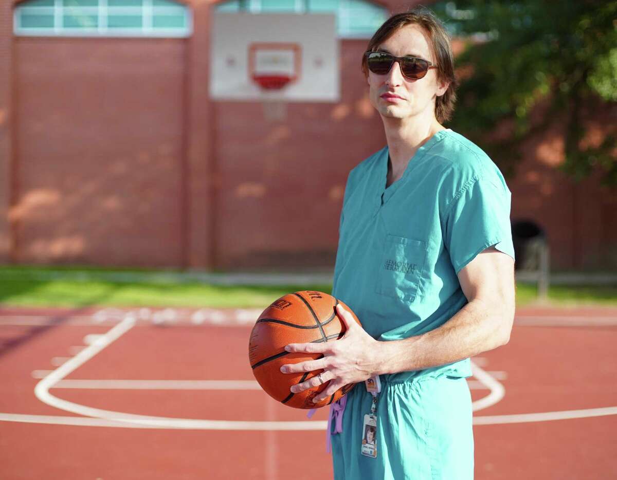 He’s ‘the picture of health.’ But blood clots can affect anyone. Even ...