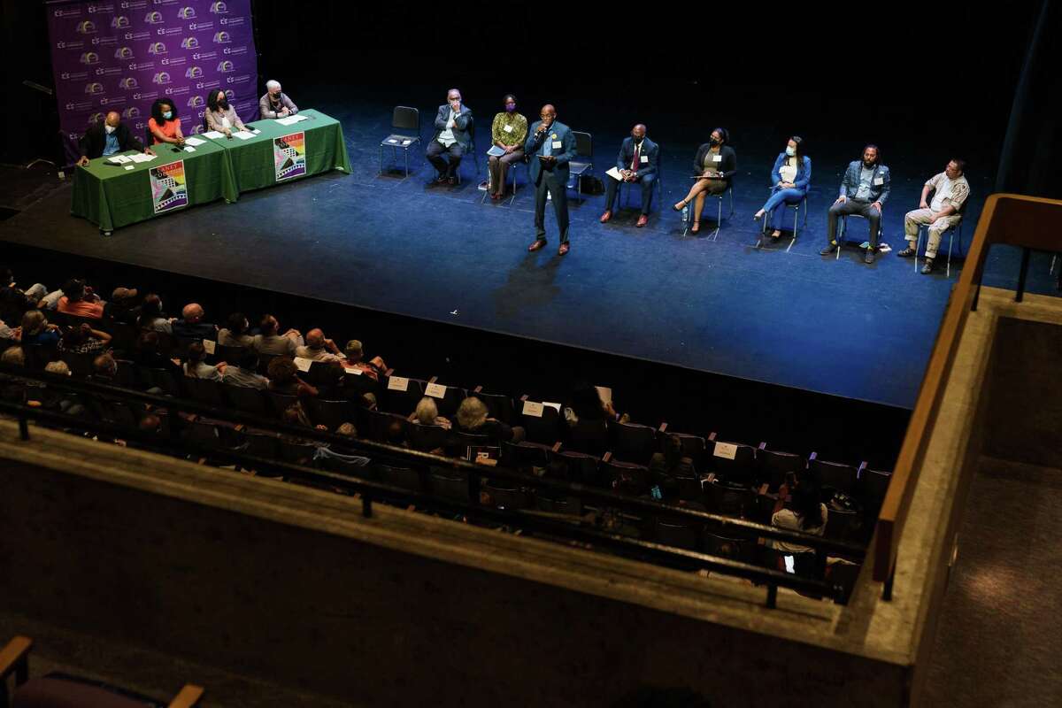The front-runner in Oakland mayor’s race? There isn’t one