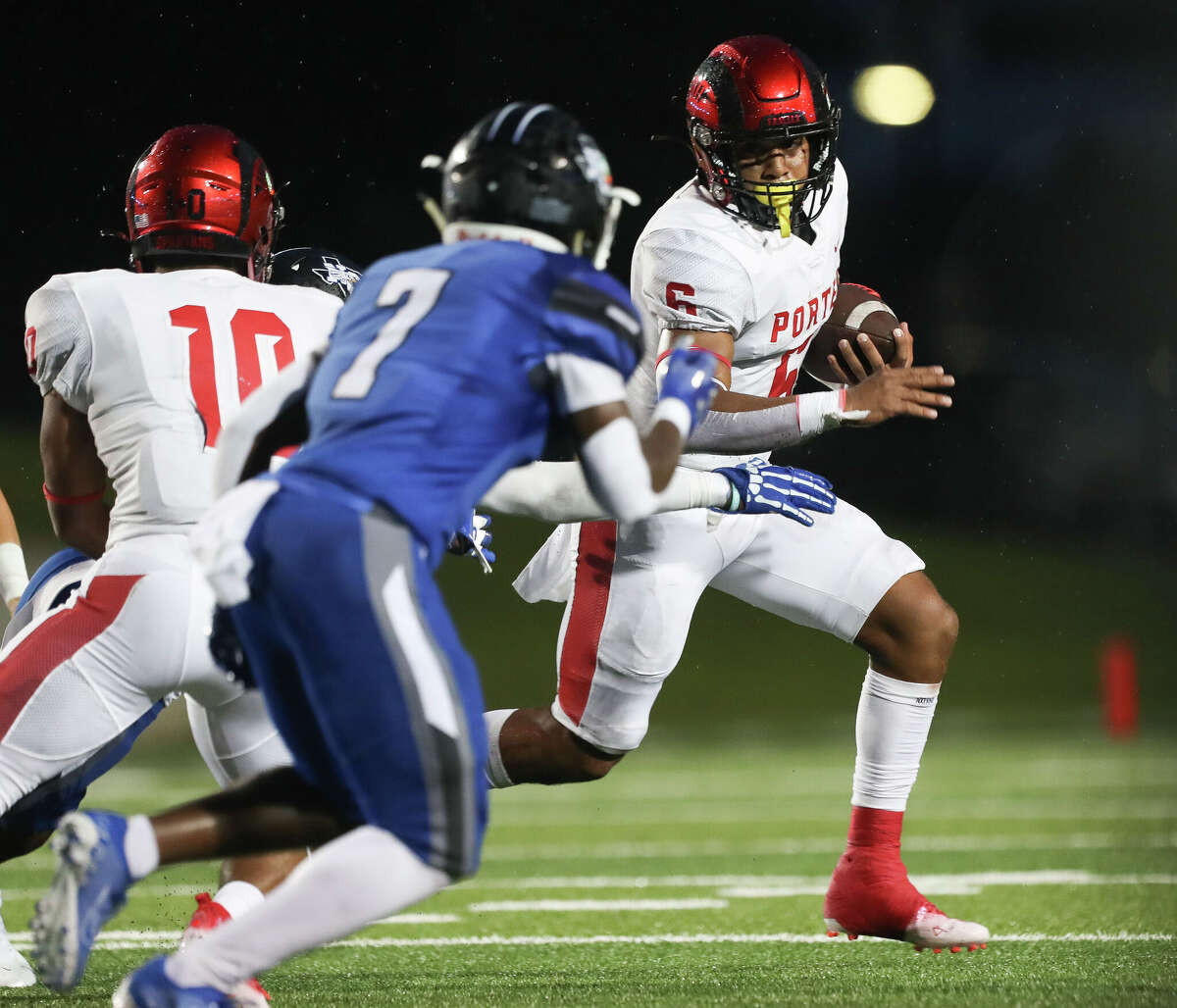 New Caney Eagles top Porter Spartans in Battle Line on 59