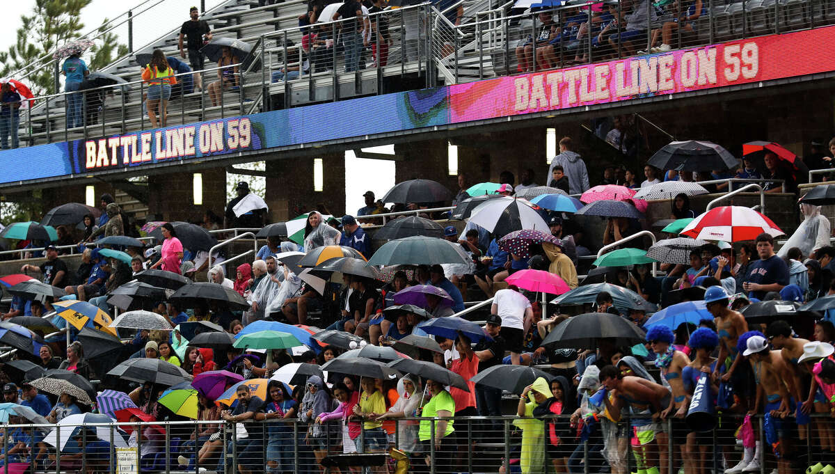 New Caney Eagles top Porter Spartans in Battle Line on 59