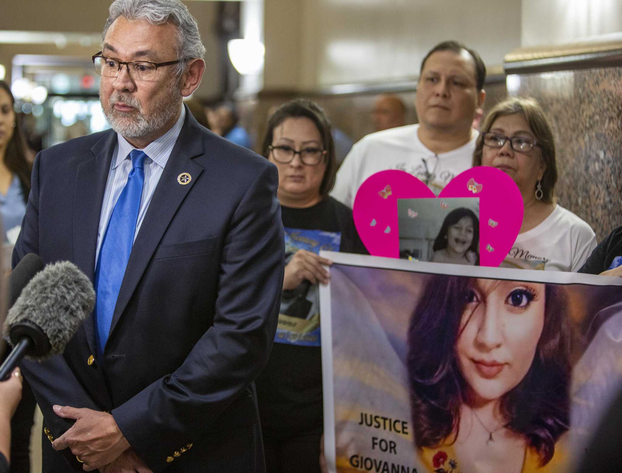 Why LaHood blames Gonzales for increase in crime