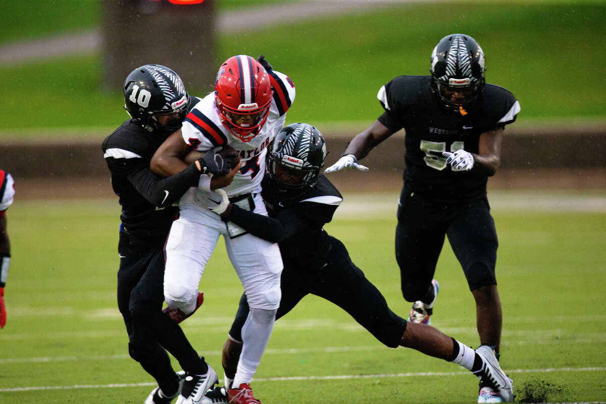 Alief Taylor Lions earn shutout win over Westside Wolves