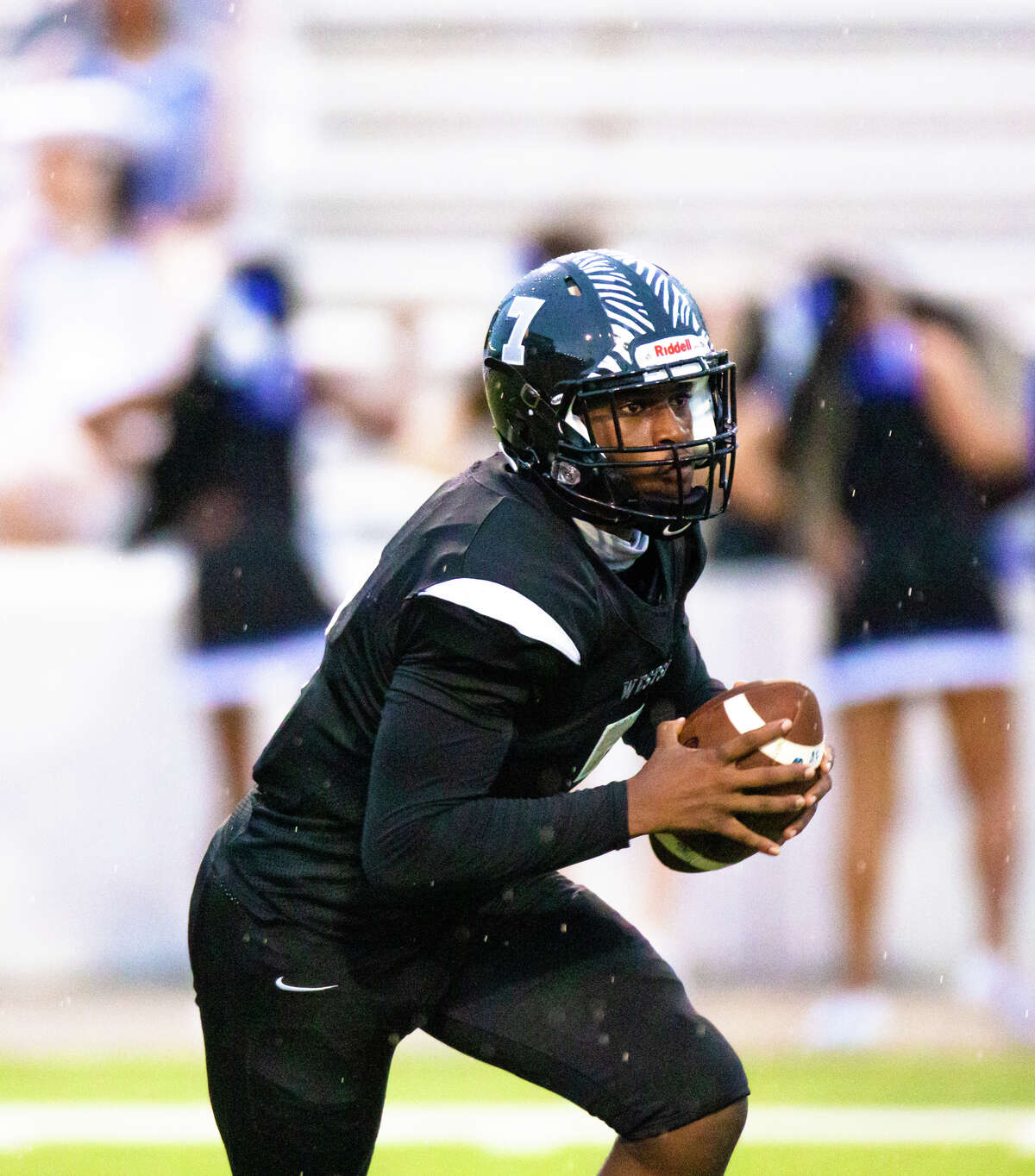 Alief Taylor Lions earn shutout win over Westside Wolves