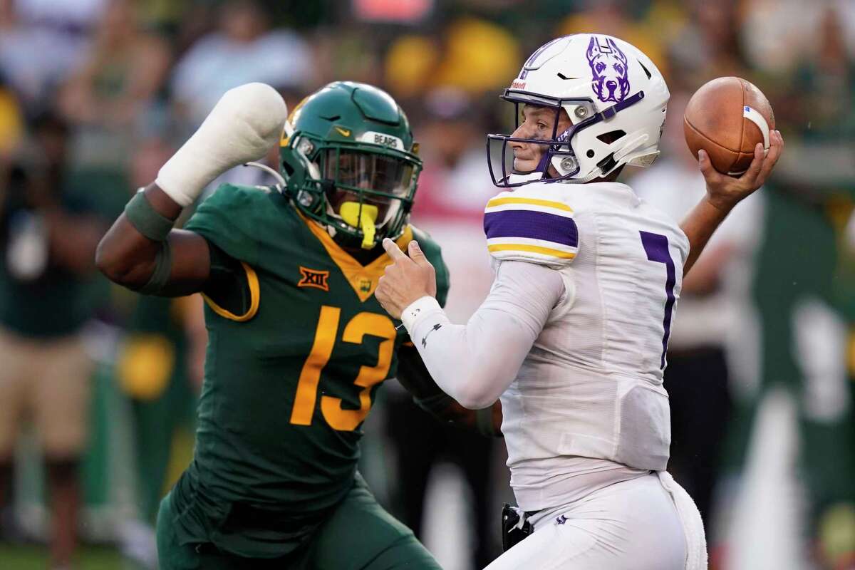 Blake Shapen, Baylor Bears rout Albany Great Danes in opener