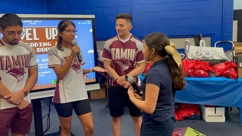 TAMIU esport athletes share experiences with Trautmann ES