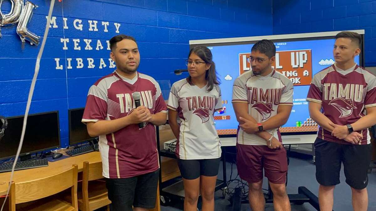 TAMIU esport athletes share experiences with Trautmann ES