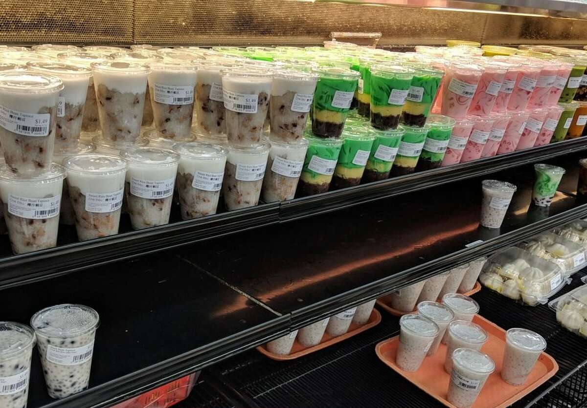 Where to find Vietnamese chè desserts in Houston's Asiatown