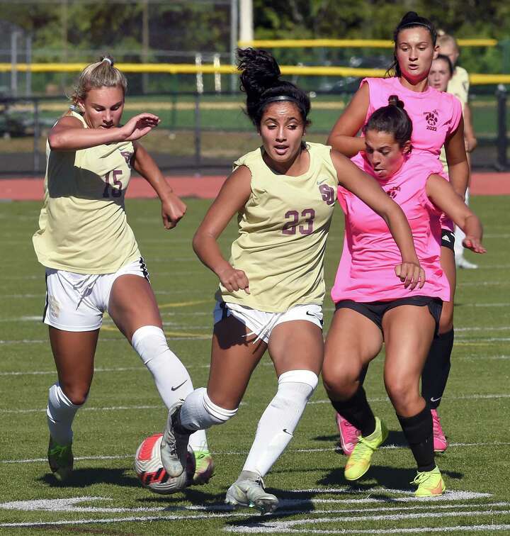 25 CT high school girls soccer players to watch in 2022