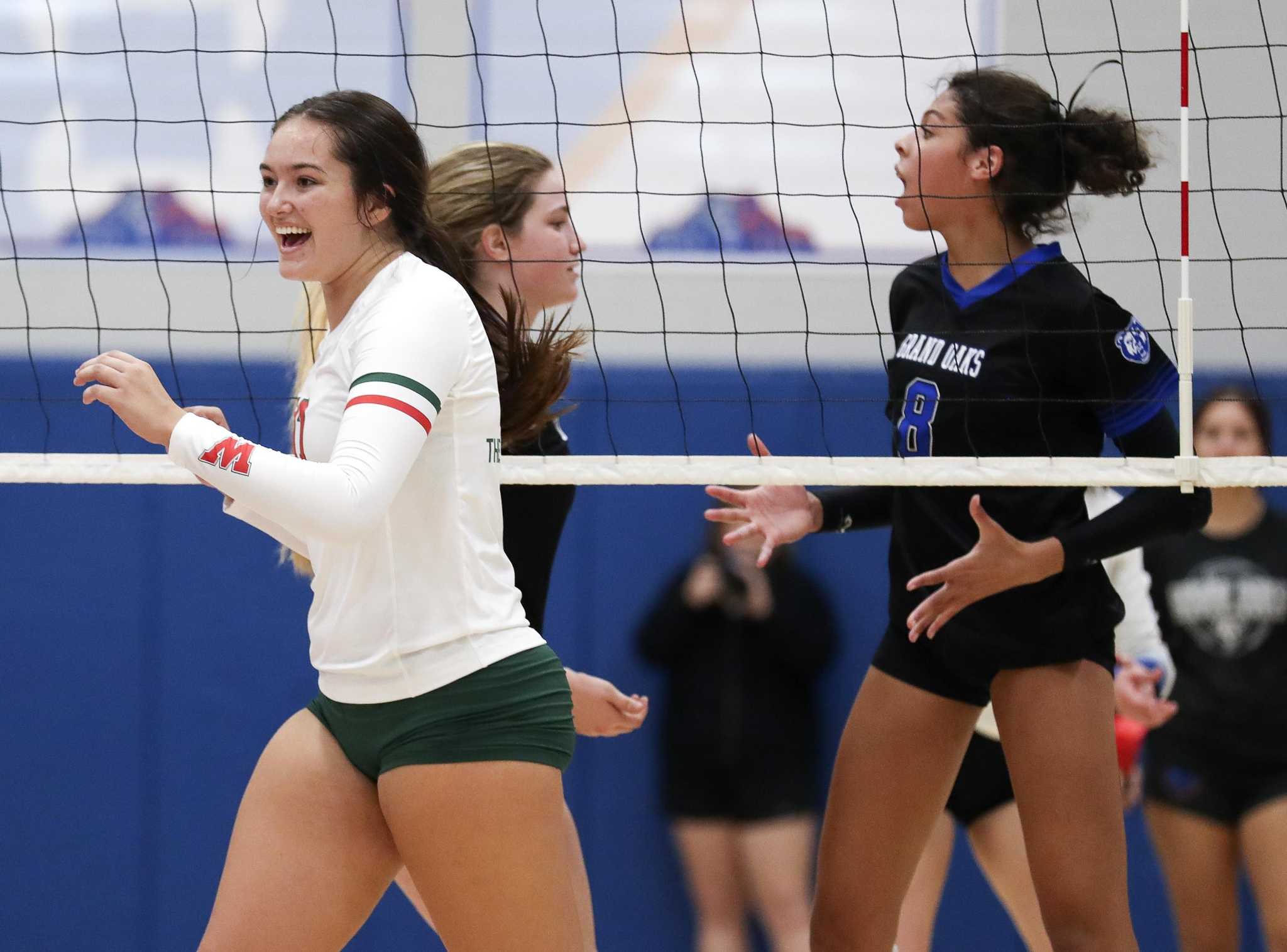 The Woodlands, Lake Creek, Splendora all advance to regional quarterfinals