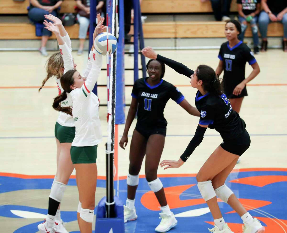 Houston volleyball: The Woodlands outlasts Grand Oaks in five sets