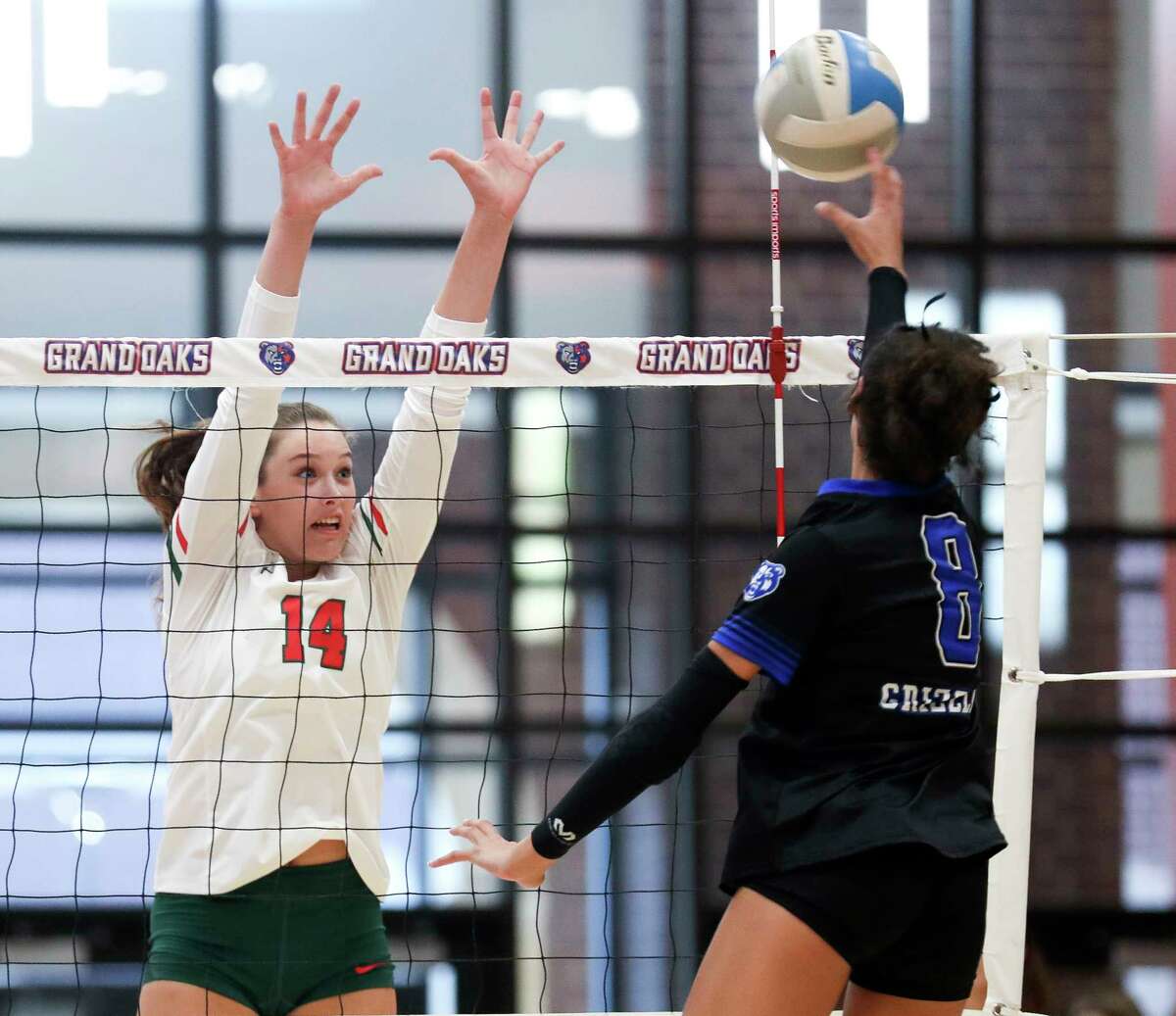 Houston volleyball: The Woodlands outlasts Grand Oaks in five sets