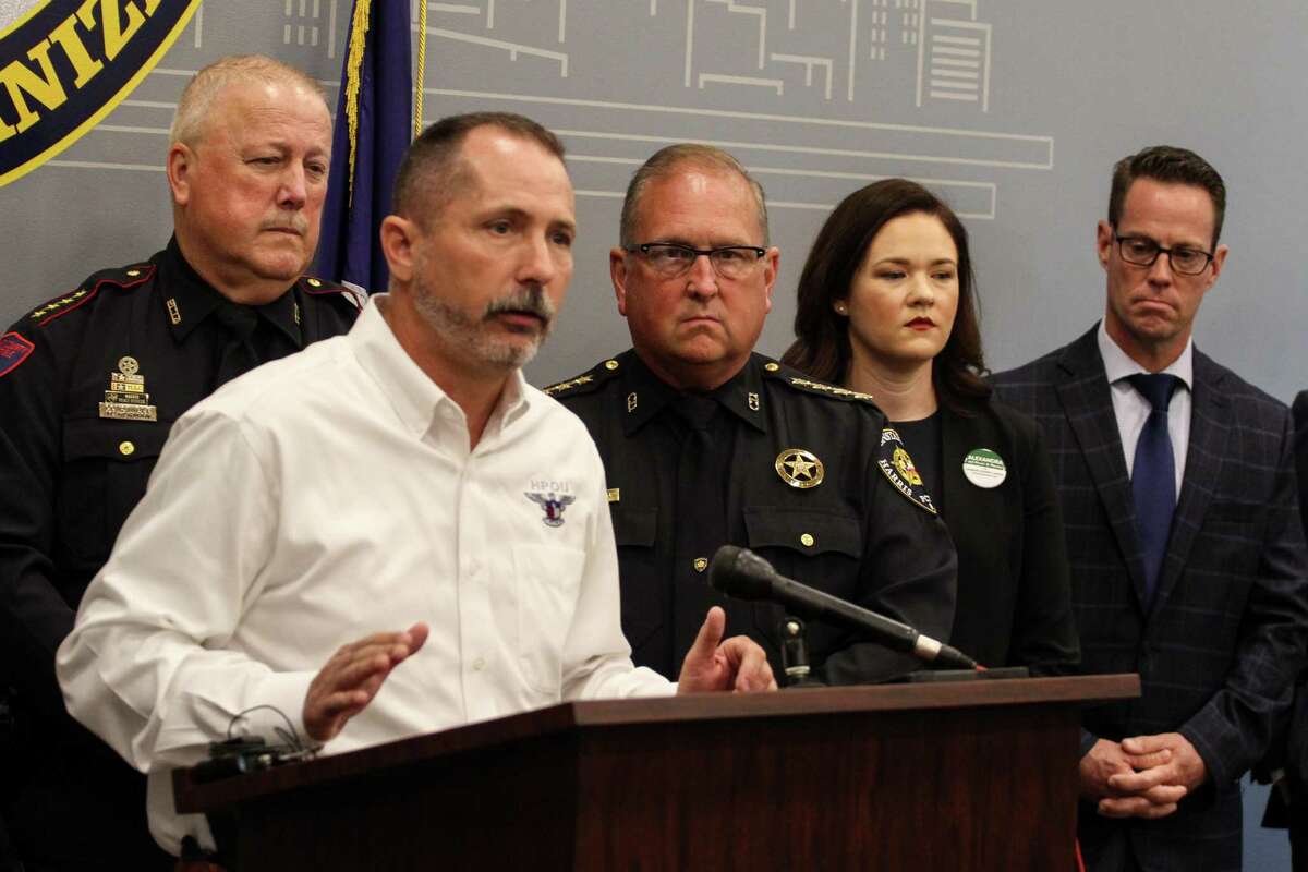 Harris County GOP candidates pitch idea to hire 1,000 officers