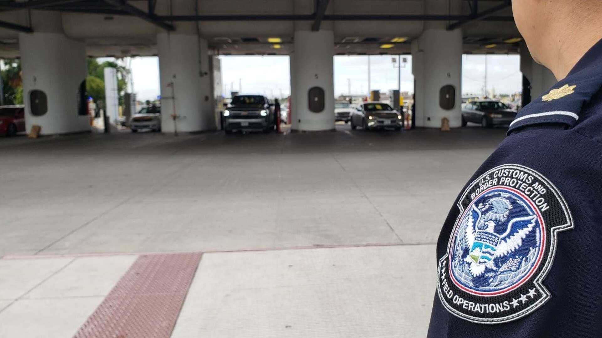 Laredo Cbp Officers Apprehend 2 Men Wanted For Sex Offenses In Oregon