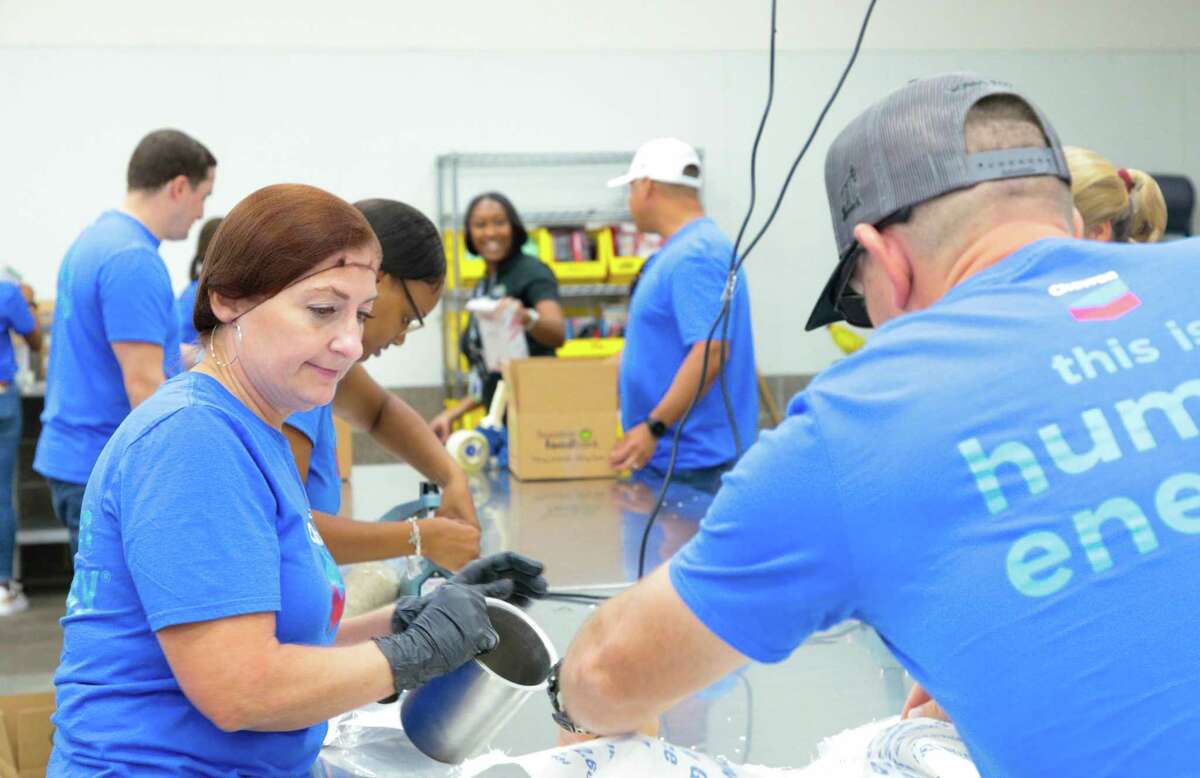 Houston Food Bank: What to know about services and donations