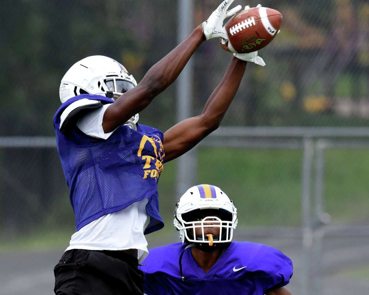 Troy High football looks to rebound from poor 2021 under new coach ...