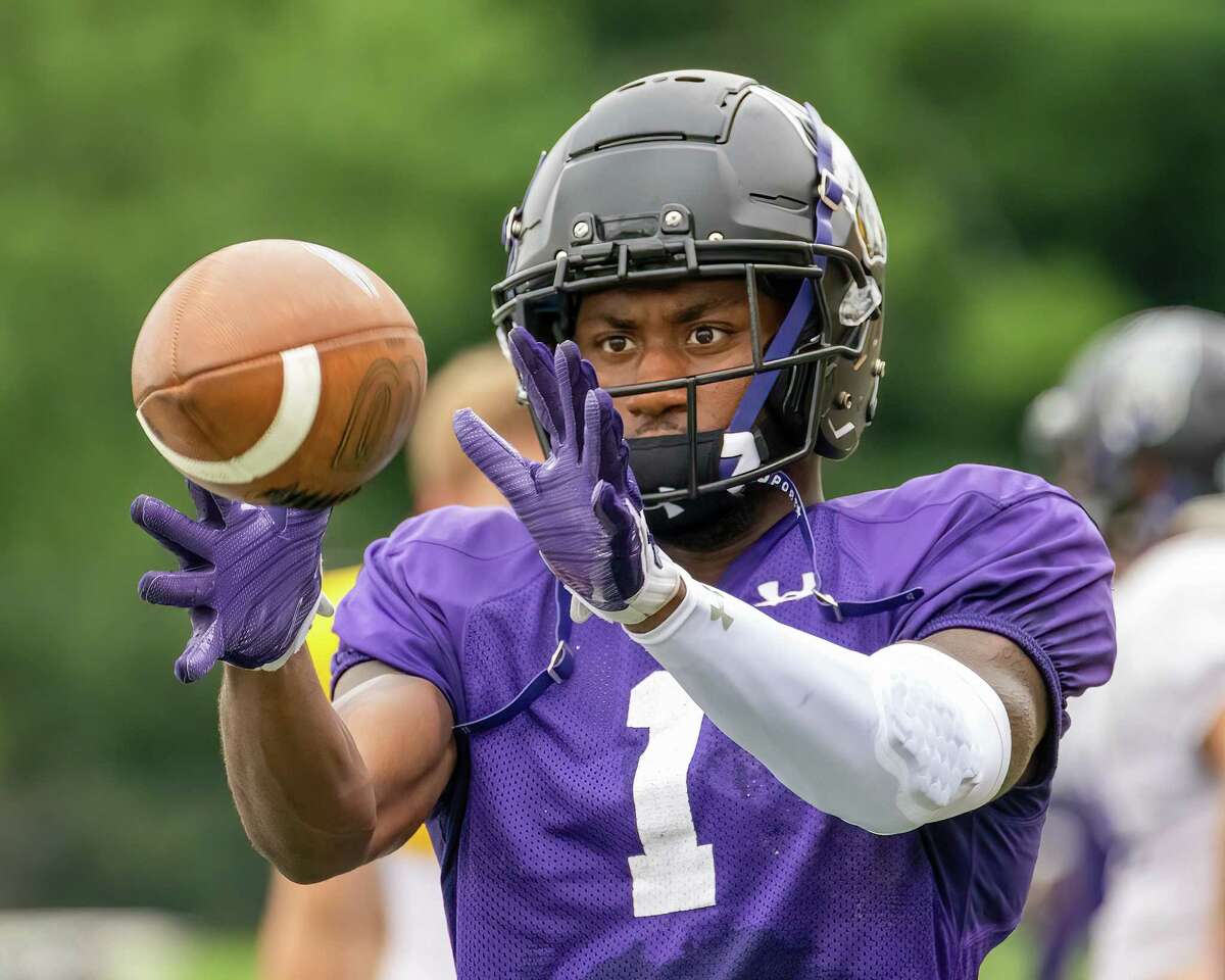 UAlbany's Julian Hicks glad he gave football another chance