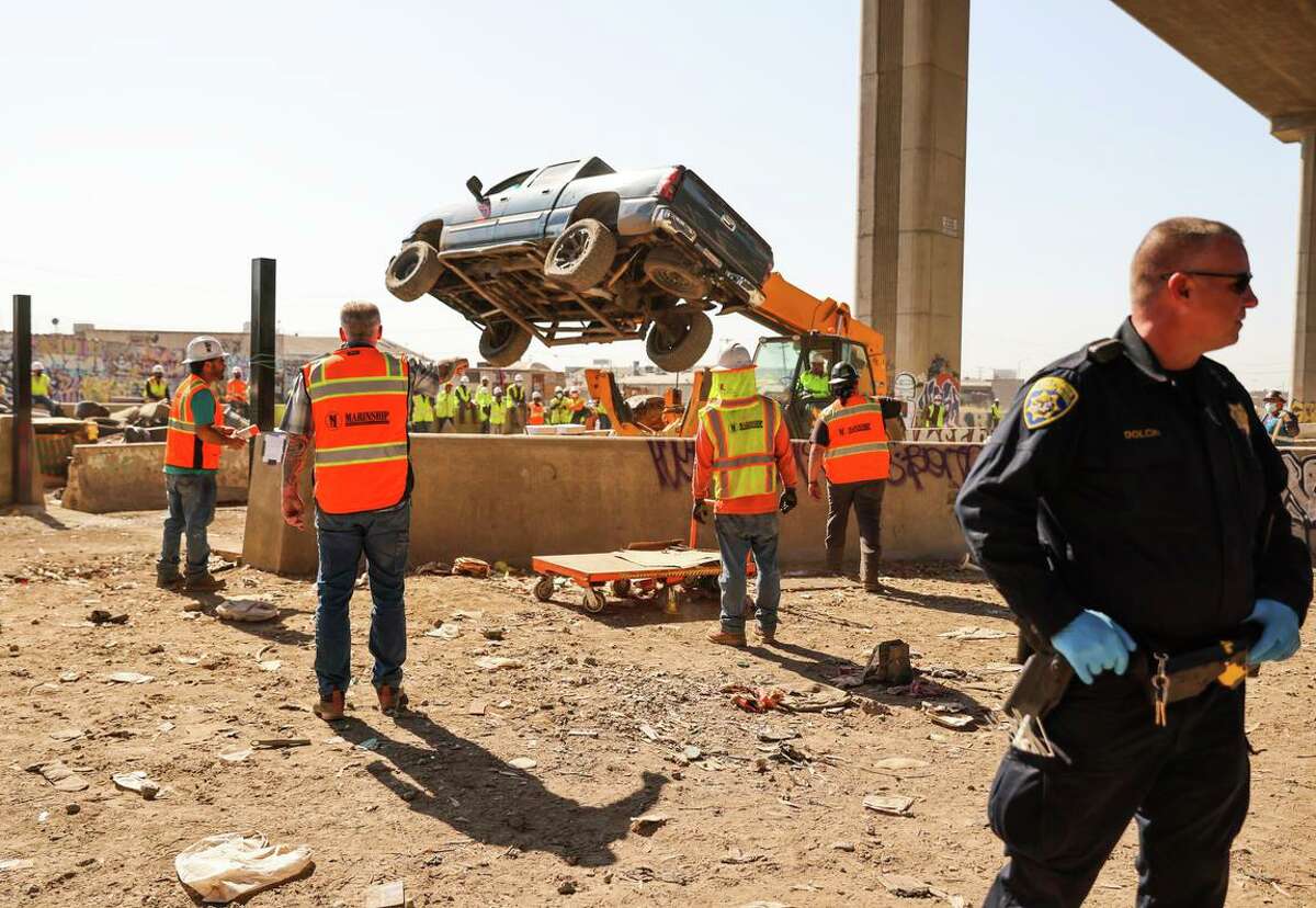 Tension rises at Bay Area’s largest homeless encampment as state tears ...