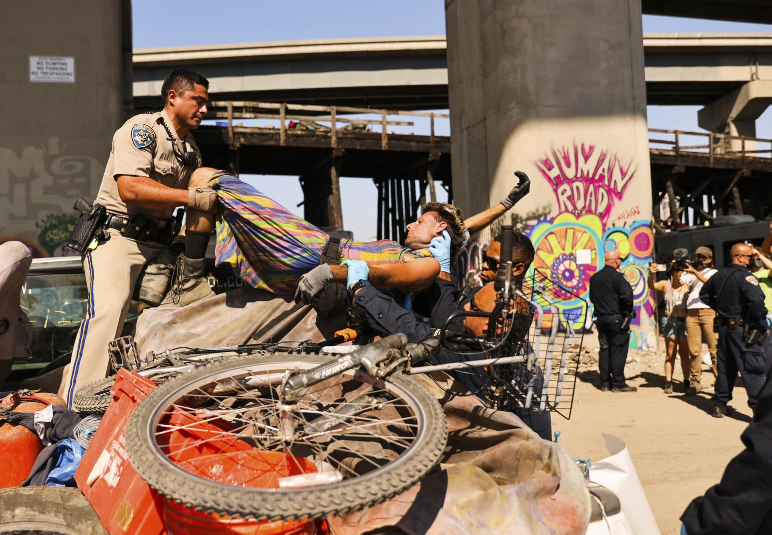 Tension rises at Bay Area’s largest homeless encampment as state tears ...