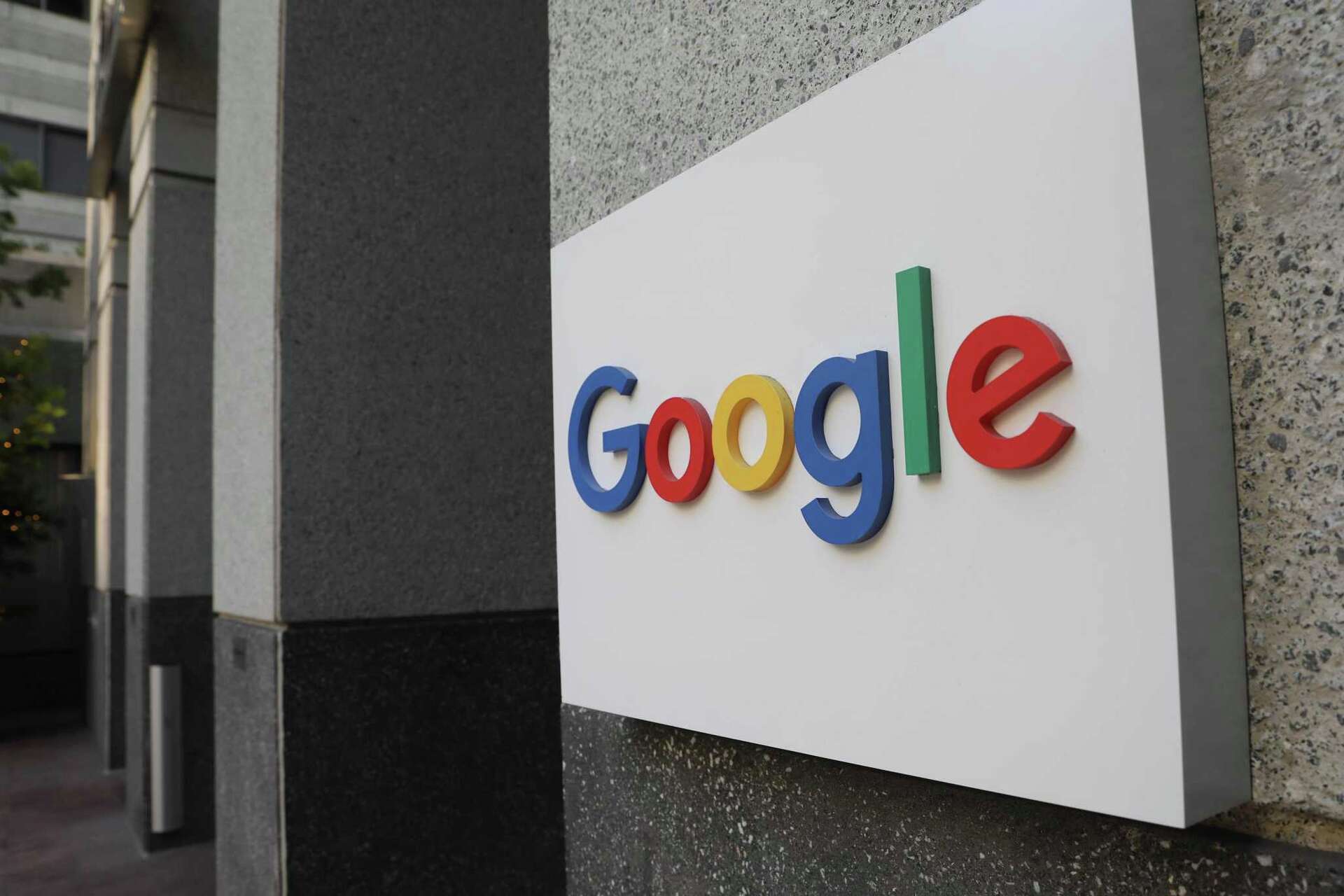 Google contractors from Accenture are unionizing because of AI