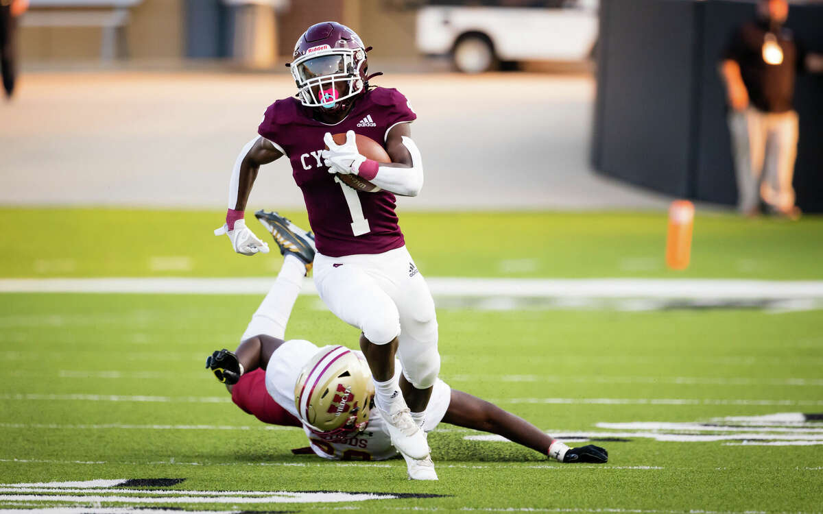 Cy-Fair Bobcats roll past Cypress Woods Wildcats