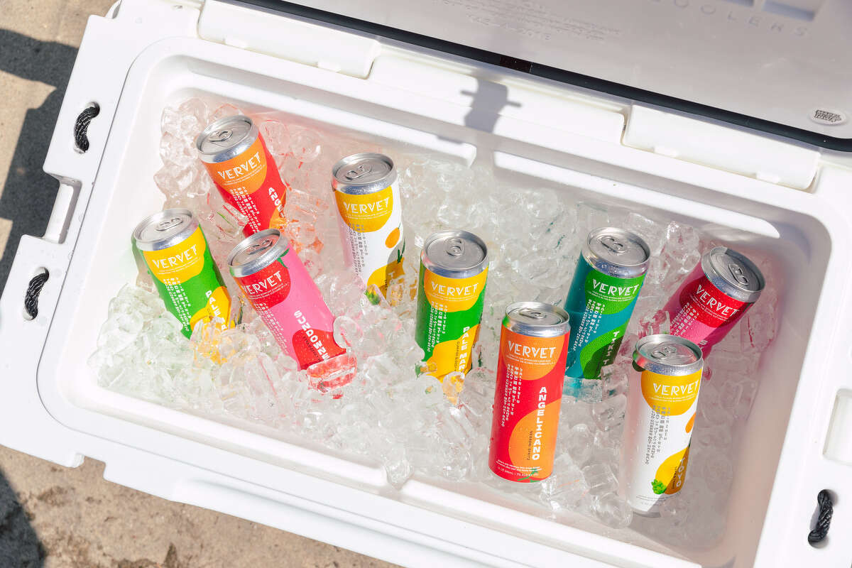 21 brands of canned cocktails you'll actually want to drink