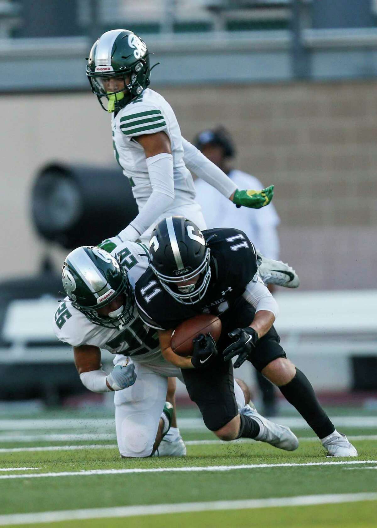 High school football: Reagan 35, Clark 10