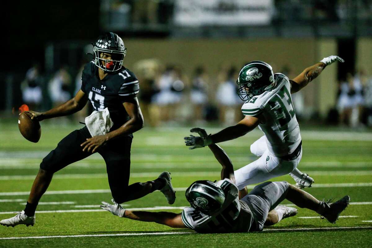 High school football: Reagan 35, Clark 10