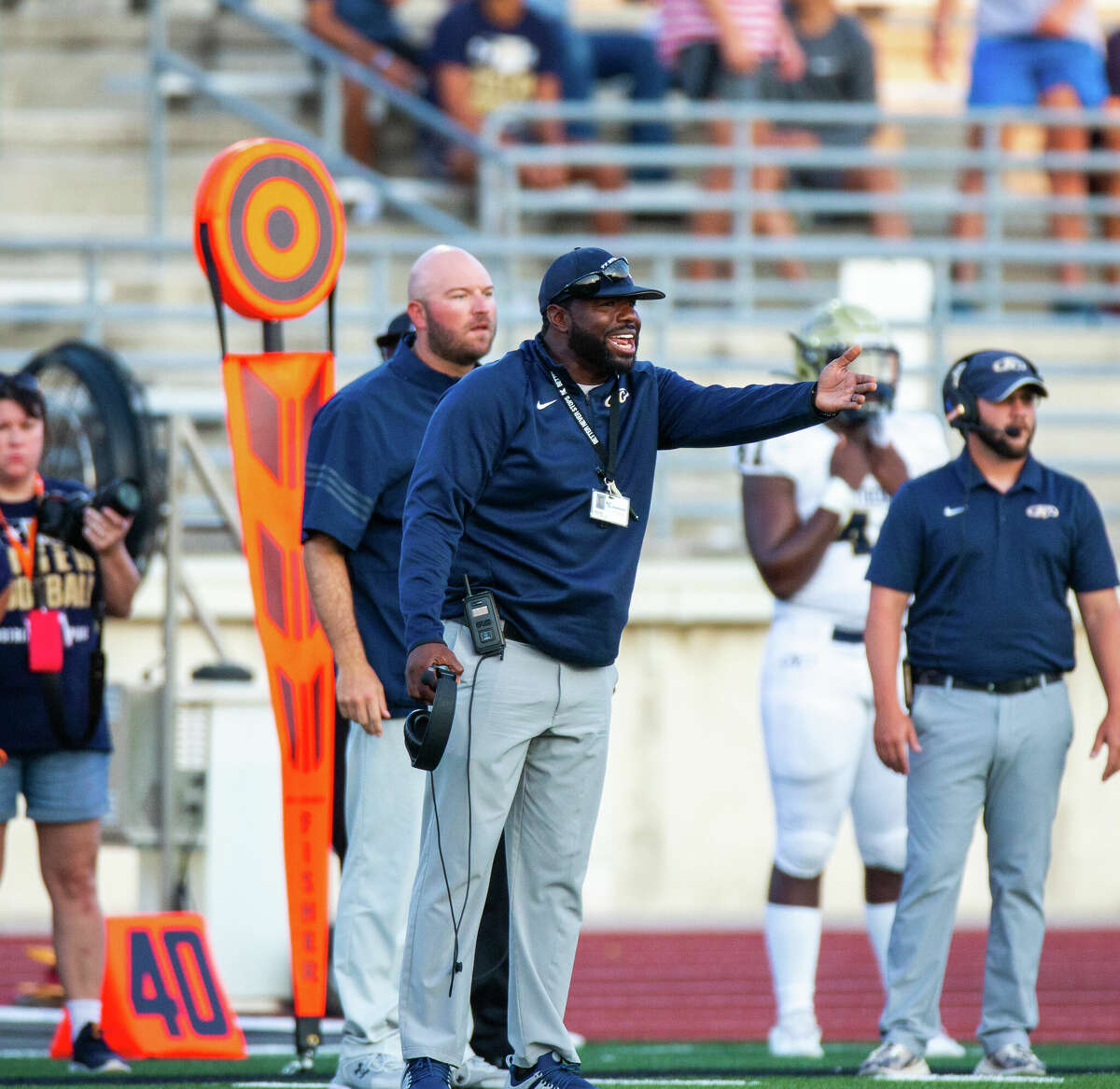 Klein Collins Tigers hold off Summer Creek Bulldogs