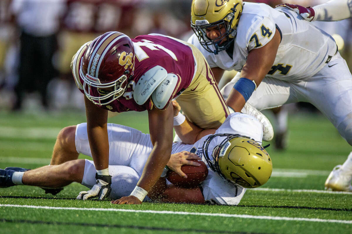 Klein Collins Tigers hold off Summer Creek Bulldogs