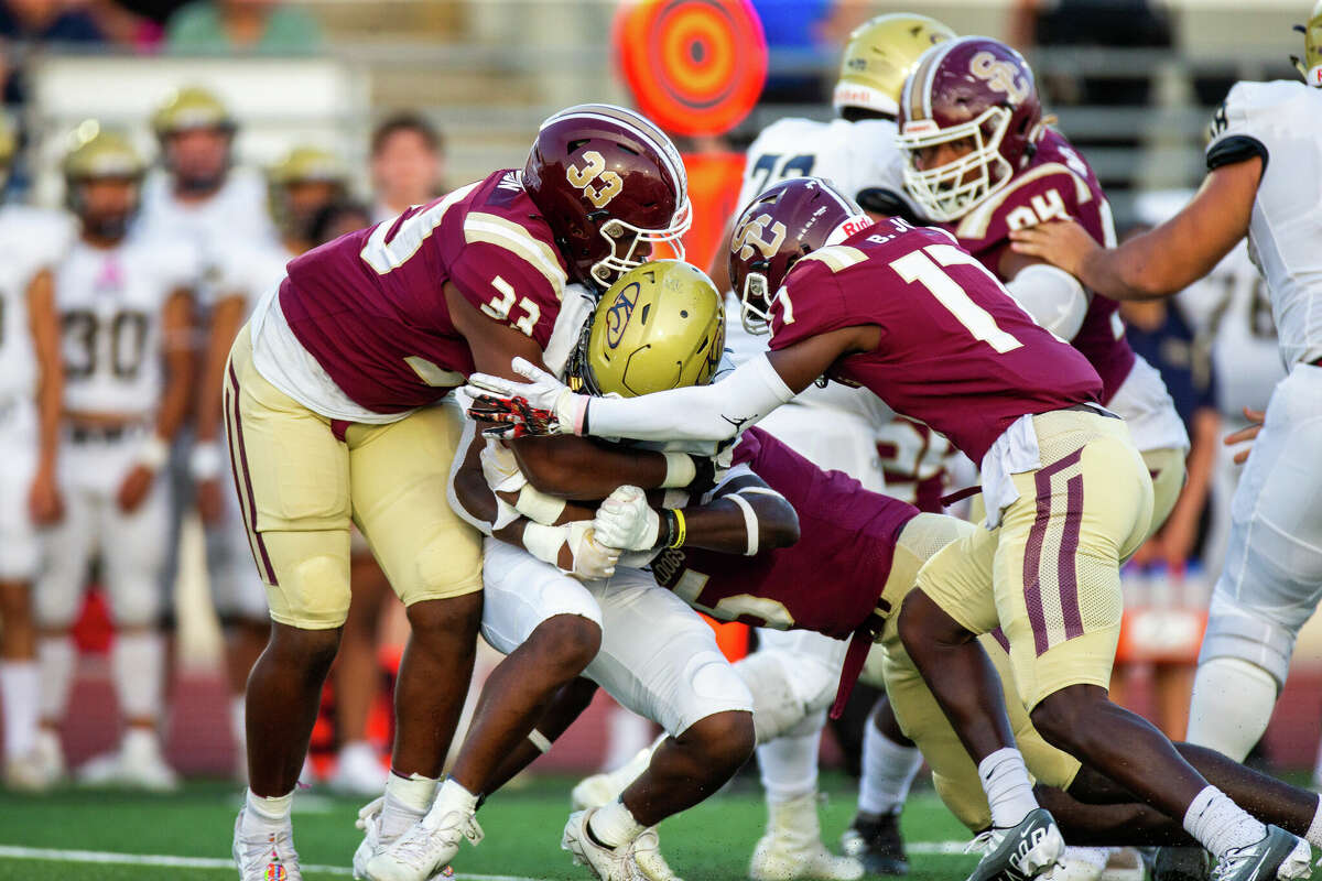 Klein Collins Tigers hold off Summer Creek Bulldogs