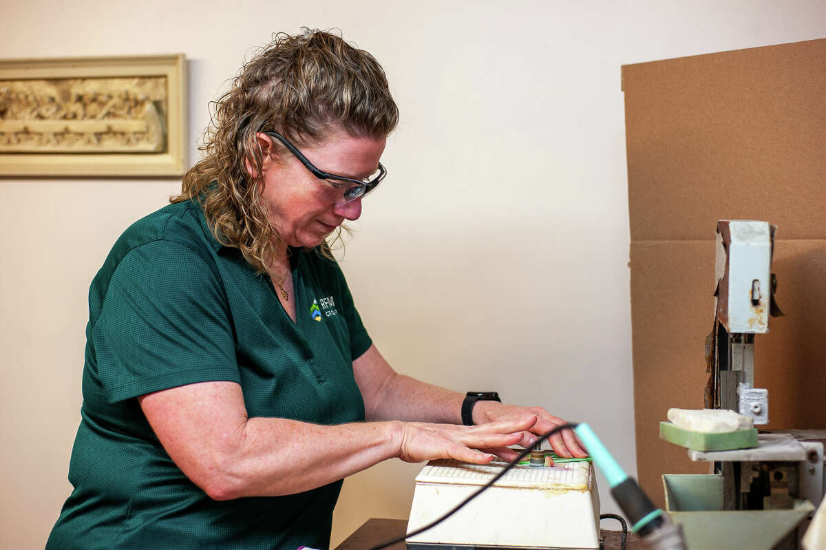 Annette Clark of Midland, Michigan creates Tridge stained glass for St ...
