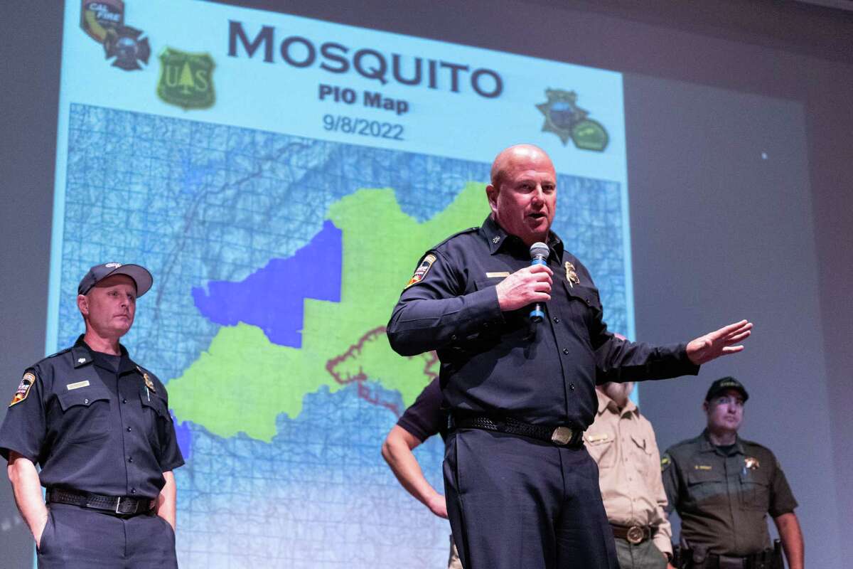 California fires: Mosquito Fire forces nearly 6,000 people to evacuate