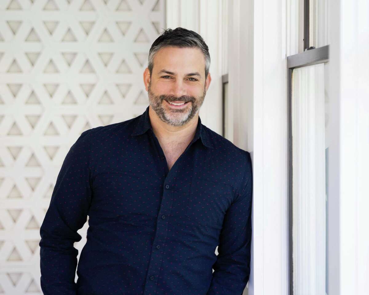 Elro Pizza & Crudo opening marks chef Terrence Gallivan’s return